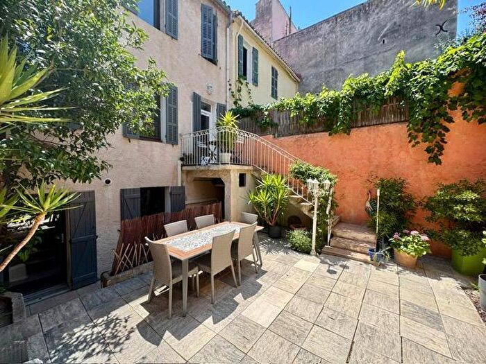 Maison 4 pièces à Marseille 7ème, Saint-Lambert, à vendre