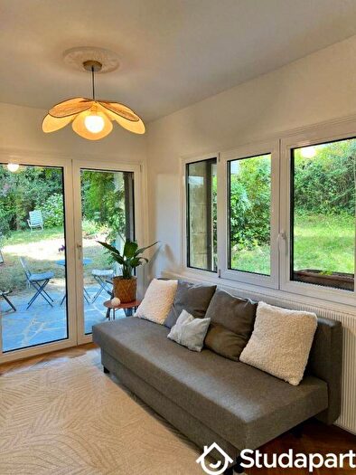 Appartement à louer - Le Plateau, Louveciennes - 1 pièce