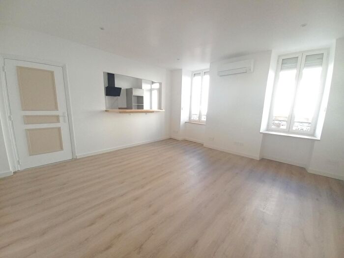 Appartement 3 pièces à louer à Millau, République, Beauregard, Cales