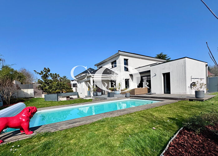 Maison à vendre - Thouaré-sur-Loire - 7 pièces - 5 chambres