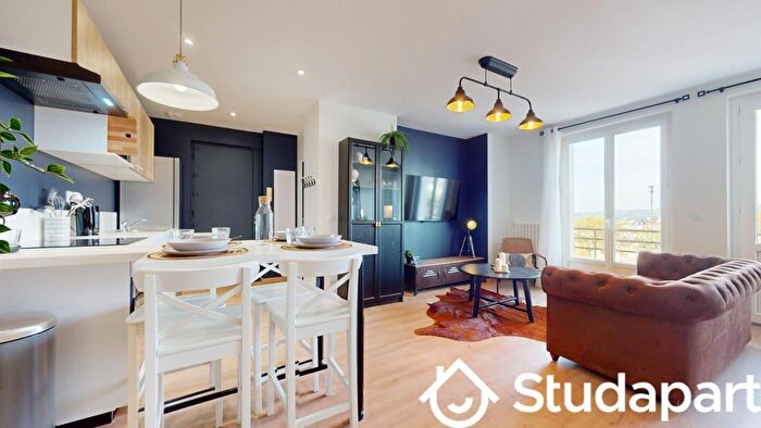 Appartement à louer - Montessuy, Caluire-et-Cuire - 1 pièce - 1 chambre