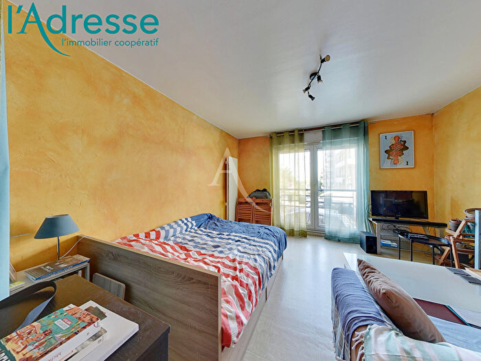 Noisy-le-Grand, Centre-ville - Appartement 1 pièce à vendre