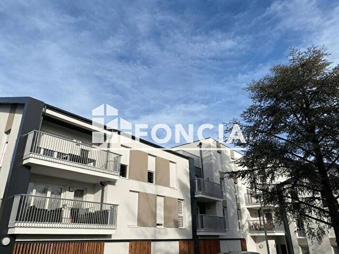 Appartement à louer - Champfleuri, Clermont-Ferrand - 2 pièces - 1 chambre