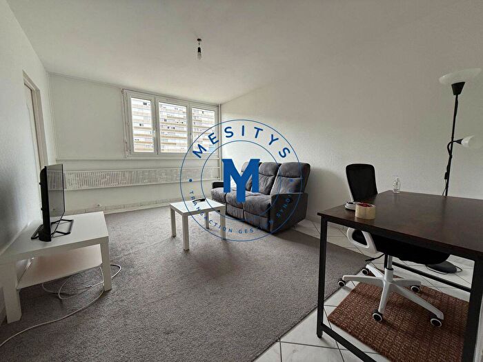 La Métare Le Portail Rouge, Saint-Étienne - Appartement 2 pièces à louer