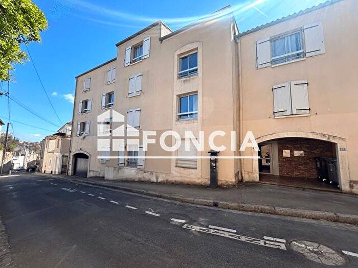 Appartement à louer - Trois Quartiers-Centre Ville, Poitiers - 1 pièce