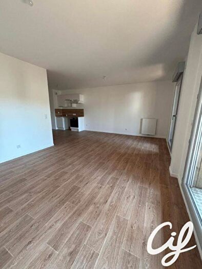 Appartement à louer - Centre Ville, La Chapelle-sur-Erdre - 4 pièces - 3 chambres