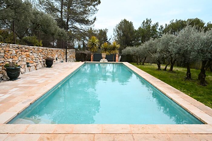 Maison à vendre - Fuveau - 7 pièces - 4 chambres