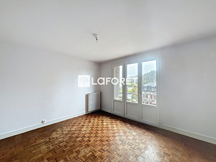 Appartement à louer - Saint-Priest-Taurion - 3 pièces - 2 chambres