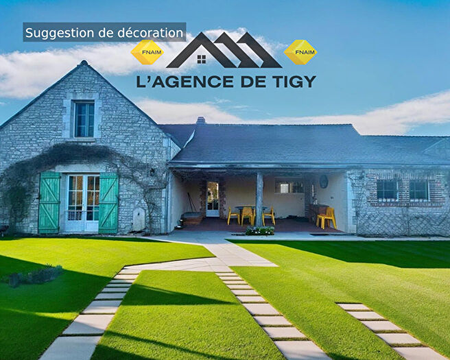 Maison à vendre - Neuvy-en-Sullias - 5 pièces - 4 chambres