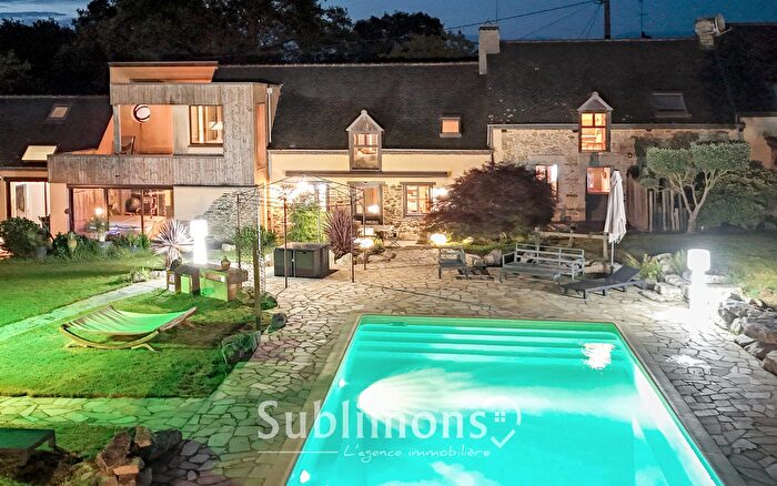 Maison à vendre - Josselin - 8 pièces - 6 chambres