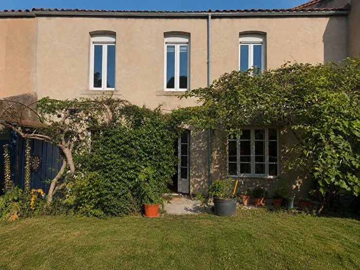 Carcassonne, Centre-ville : Maison 7 pièces à vendre