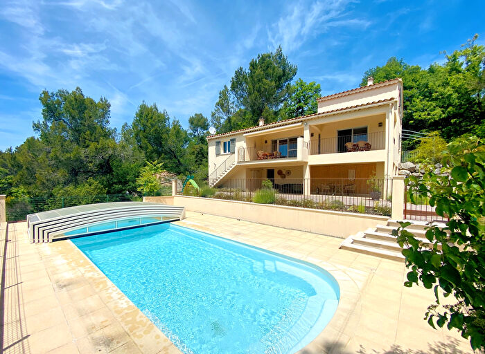 Maison à vendre - Vaison-la-Romaine - 7 pièces - 5 chambres