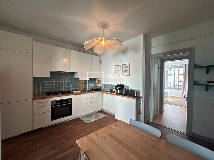 Appartement 2 pièces à Quartiers Ouest, Arsenal, Redon, à vendre