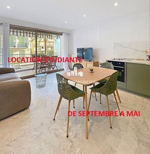 Appartement à louer - Antibes - 2 pièces - 1 chambre