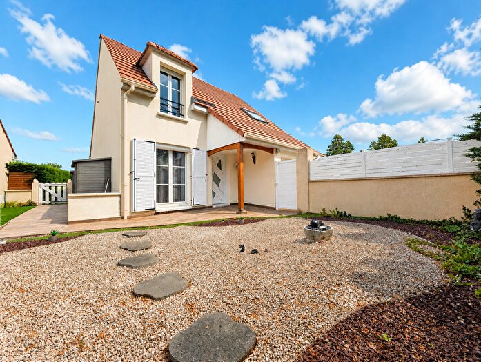 Lieusaint - Maison 5 pièces à vendre