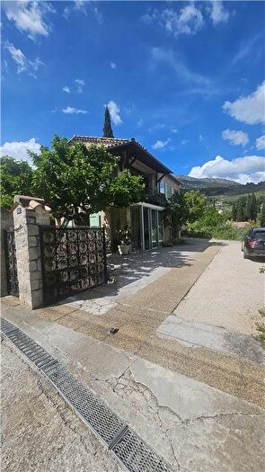Maison à louer - Buis-les-Baronnies - 4 pièces - 3 chambres