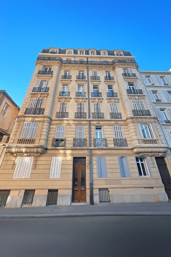 Appartement à vendre - Marseille e , Castellane - 4 pièces - 2 chambres