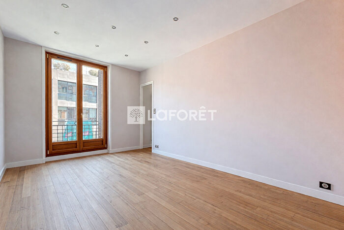Appartement 3 pièces à vendre à Suresnes, Carnot, Gambetta