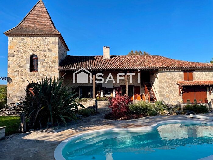 Maison à vendre - Francescas - 8 pièces - 6 chambres