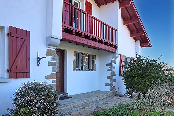 Maison 10 pièces à Urcuit, à vendre