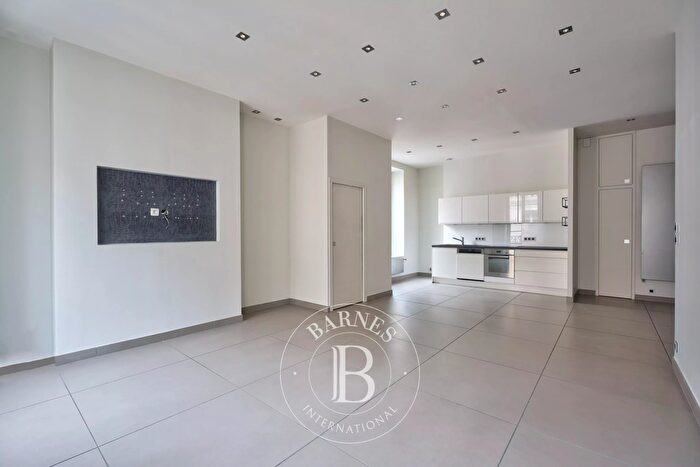 Appartement à vendre - Lyon e  - 2 pièces - 1 chambre