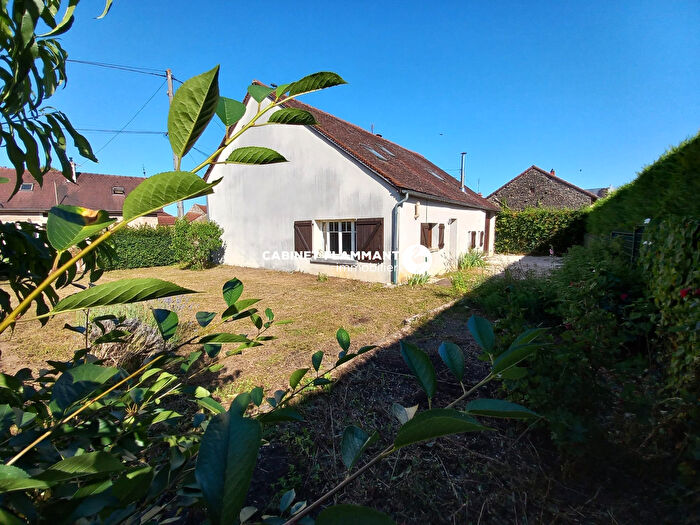 Maison à vendre - Semur-en-Auxois - 6 pièces - 3 chambres