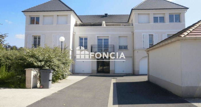 Centre, Savigny-le-Temple : Appartement 2 pièces à louer