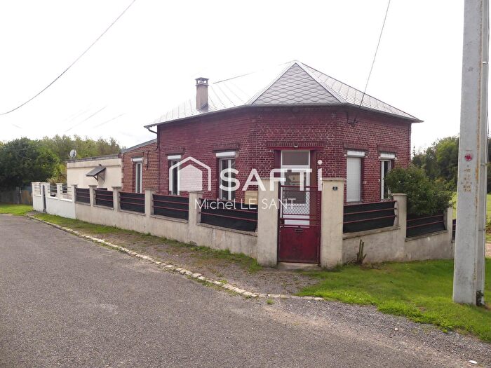 Maison à vendre - Bulles - 9 pièces - 6 chambres