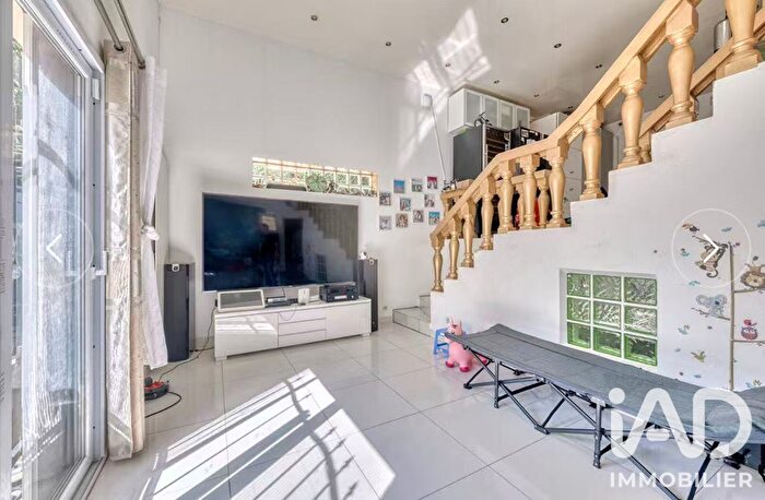 Vitry-sur-Seine, Stalingrad : Maison 4 pièces à vendre