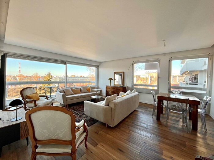 Appartement à louer - Orangerie Est, Strasbourg - 3 pièces - 2 chambres