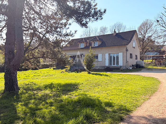 Maison à vendre - Luzech - 5 pièces - 4 chambres