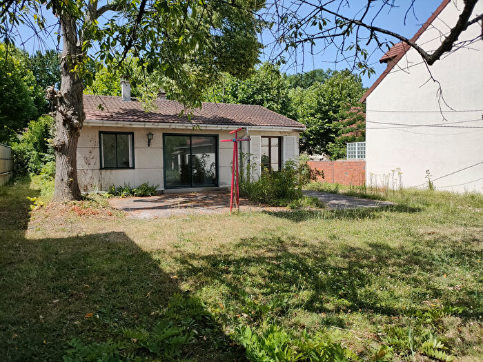 Maison à vendre - Saint-Rémy-lès-Chevreuse - 3 pièces - 2 chambres