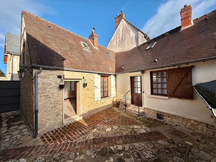 Chaumont-en-Vexin - Maison 3 pièces à vendre