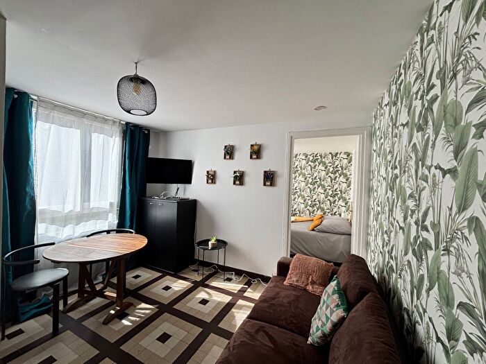 Appartement à louer - Le Port, Caen - 2 pièces - 1 chambre