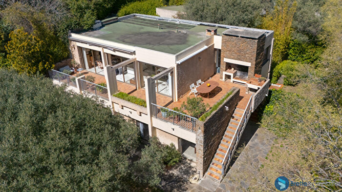 Maison à vendre - Toulon, Sainte-Anne - 8 pièces - 6 chambres