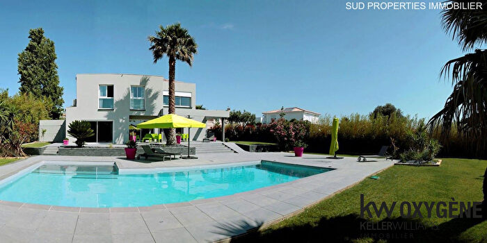 Maison à vendre - Perpignan, Les Jardins Saint-Jacques - 7 pièces - 4 chambres