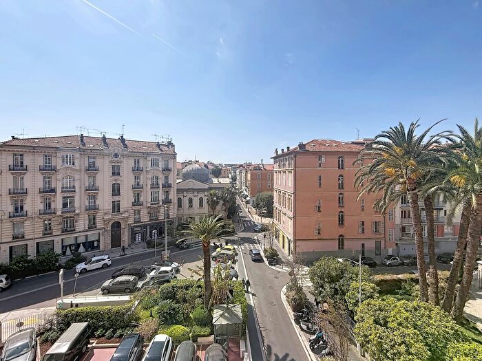 Appartement 3 pièces à vendre à Nice, Centre-ville