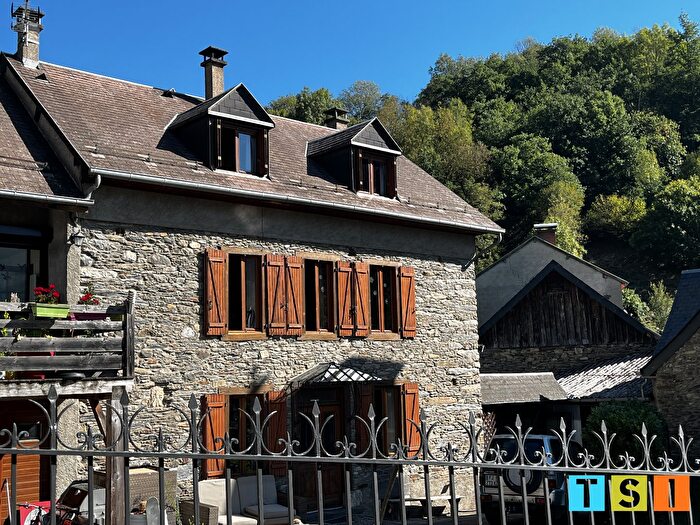 Maison 7 pièces à Cier-de-Luchon, à vendre