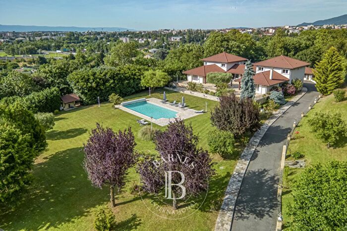 Maison à vendre - Étrembières - 12 pièces - 7 chambres