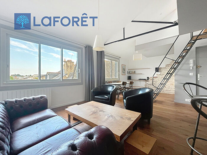 Appartement à louer - Vannes, Centre-ville, Le Port - 2 pièces - 1 chambre