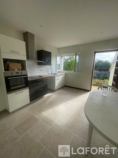 Maison à louer - Lapouyade - 4 pièces - 3 chambres