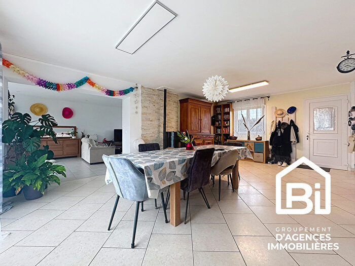 Maison 6 pièces à Grentheville, à vendre