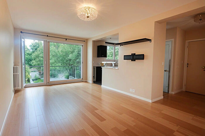 Appartement à vendre - Saint-Maur-des-Fossés, Vieux-Saint-Maur - 3 pièces - 2 chambres