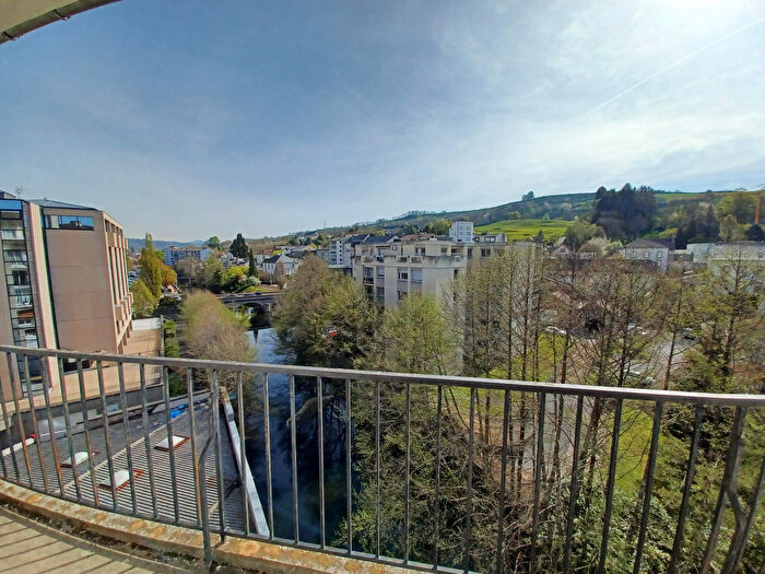 Appartement à louer - Aurillac, Centre-ville - 5 pièces - 3 chambres