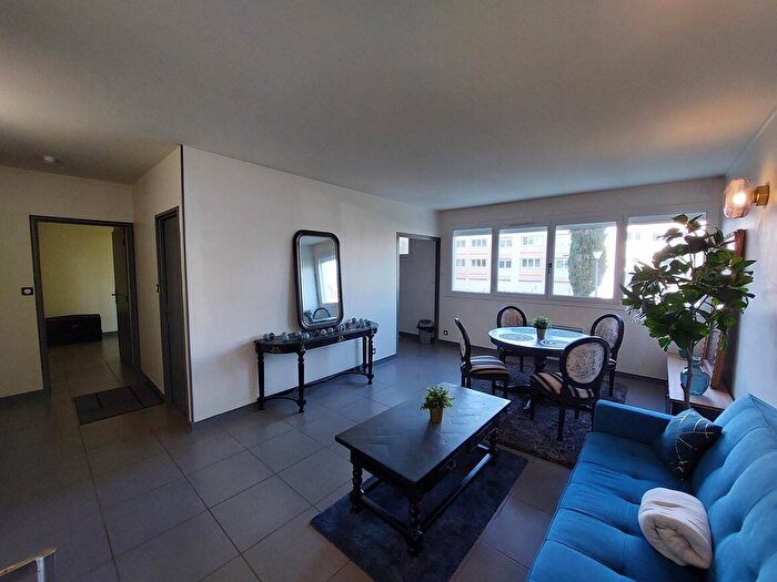 Appartement à louer - Saint Pierre, Royan - 2 pièces