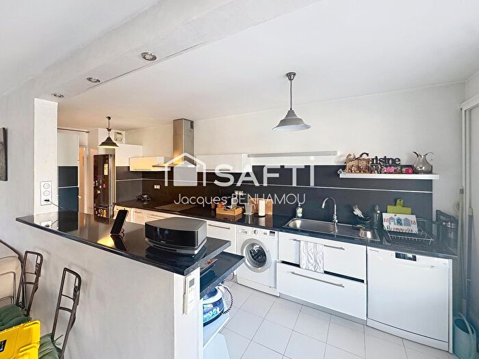 Appartement à vendre - Marseille e , Baille - 4 pièces - 3 chambres