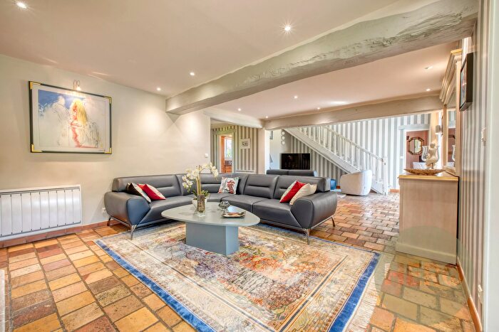 Maison 11 pièces à vendre - Rambouillet