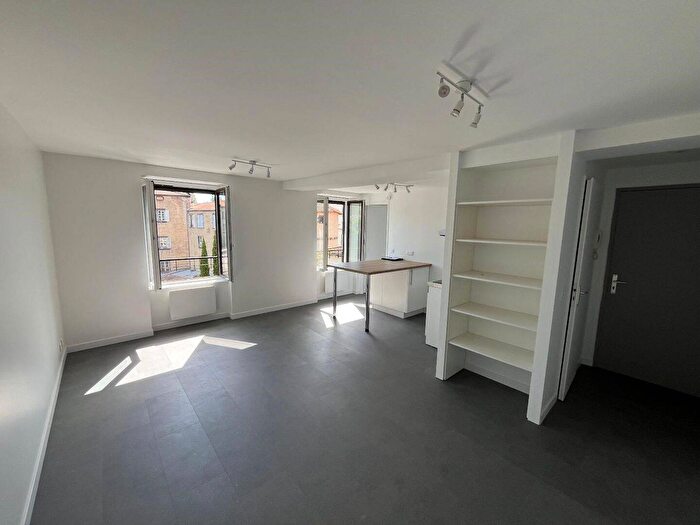 Saint Alyre, Clermont-Ferrand : Appartement 2 pièces à louer