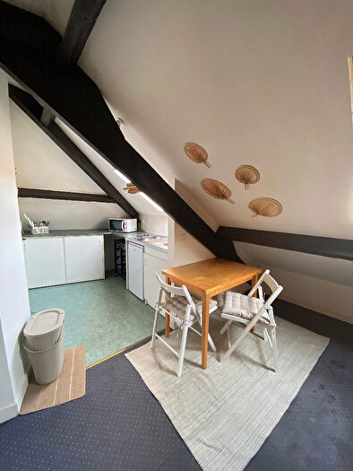 Appartement à louer - Nantes, Saint-Clément, Jardin des plantes, Caserne Lamoricière - 1 pièce