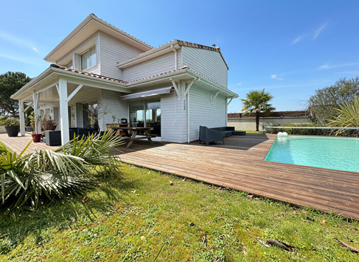 Maison à vendre - Atur - 4 pièces - 3 chambres